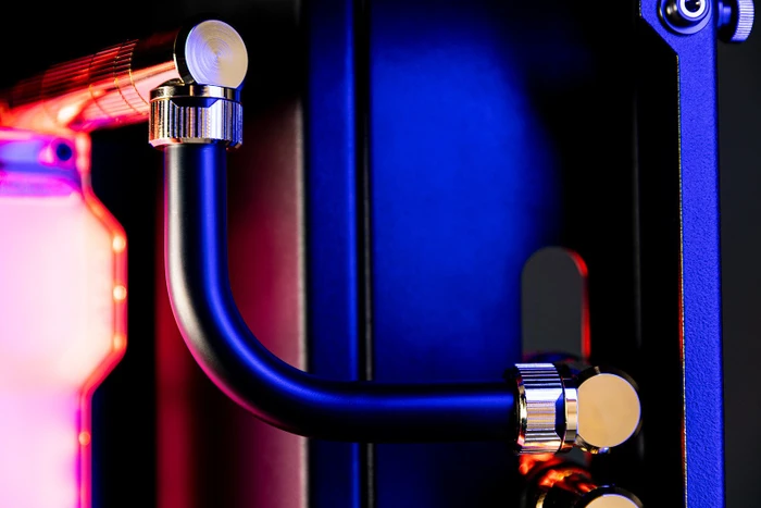 EK Water Blocks EK-Loop Metal Tube 14mm, Pre-Bent, 90°, 800mm, schwarz ...
