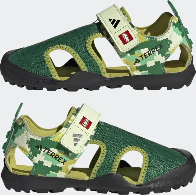 adidas Terrex x LEGO Captain Toey core green/green glow/core black ab € ...