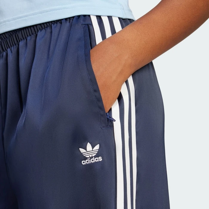 adidas Adicolor Satin Wide Leg Trainingshose night indigo ...