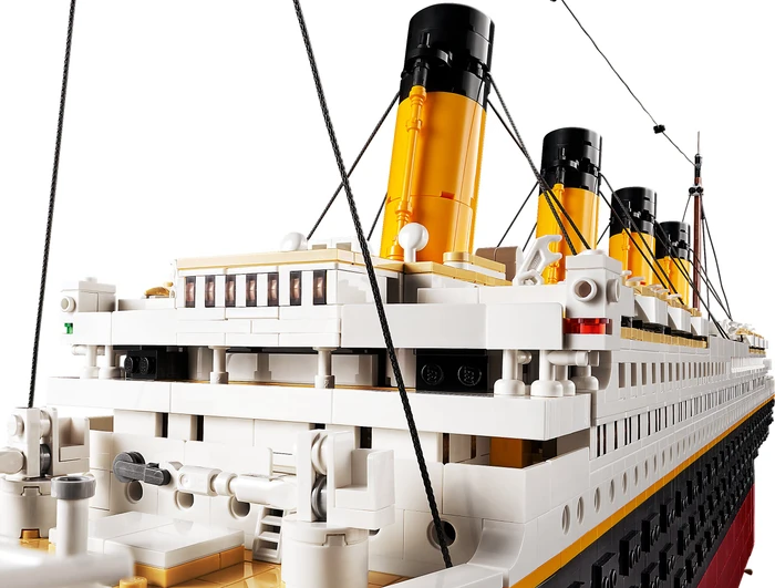 LEGO Creator Expert - Titanic ab € 679,99 (2026) | Preisvergleich ...