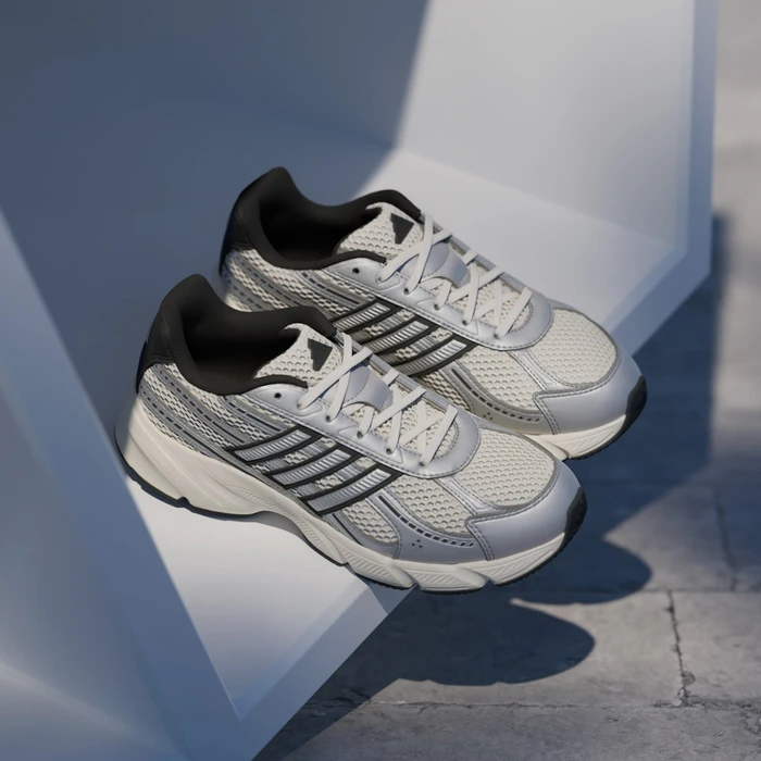 adidas Technochaos 2000 chalk white/silver metallic/core black ab € 59 ...